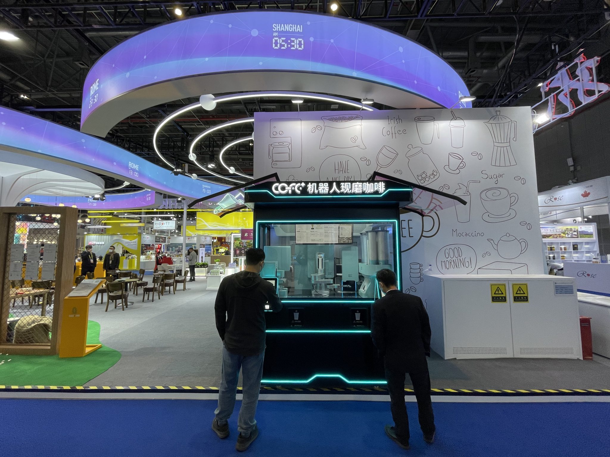How Are Robot Coffee Kiosks Enhancing the Coffee Buying Experience ...